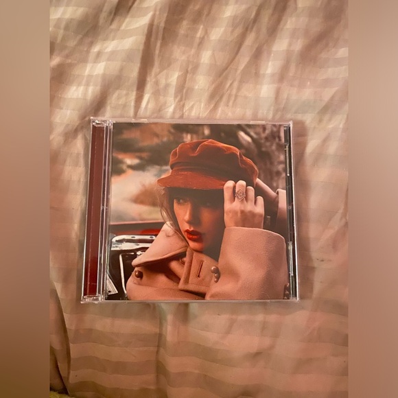 Amazon | Media | Taylor Swift Red Disc | Poshmark